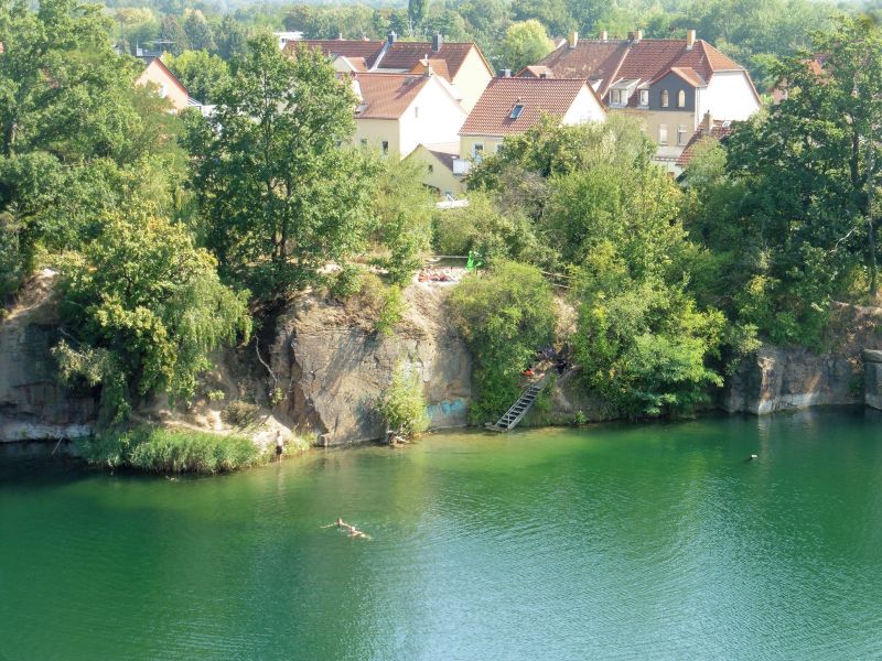 Baden im Steinbruch in Beucha, 2024 – Geheimtipp Leipzig